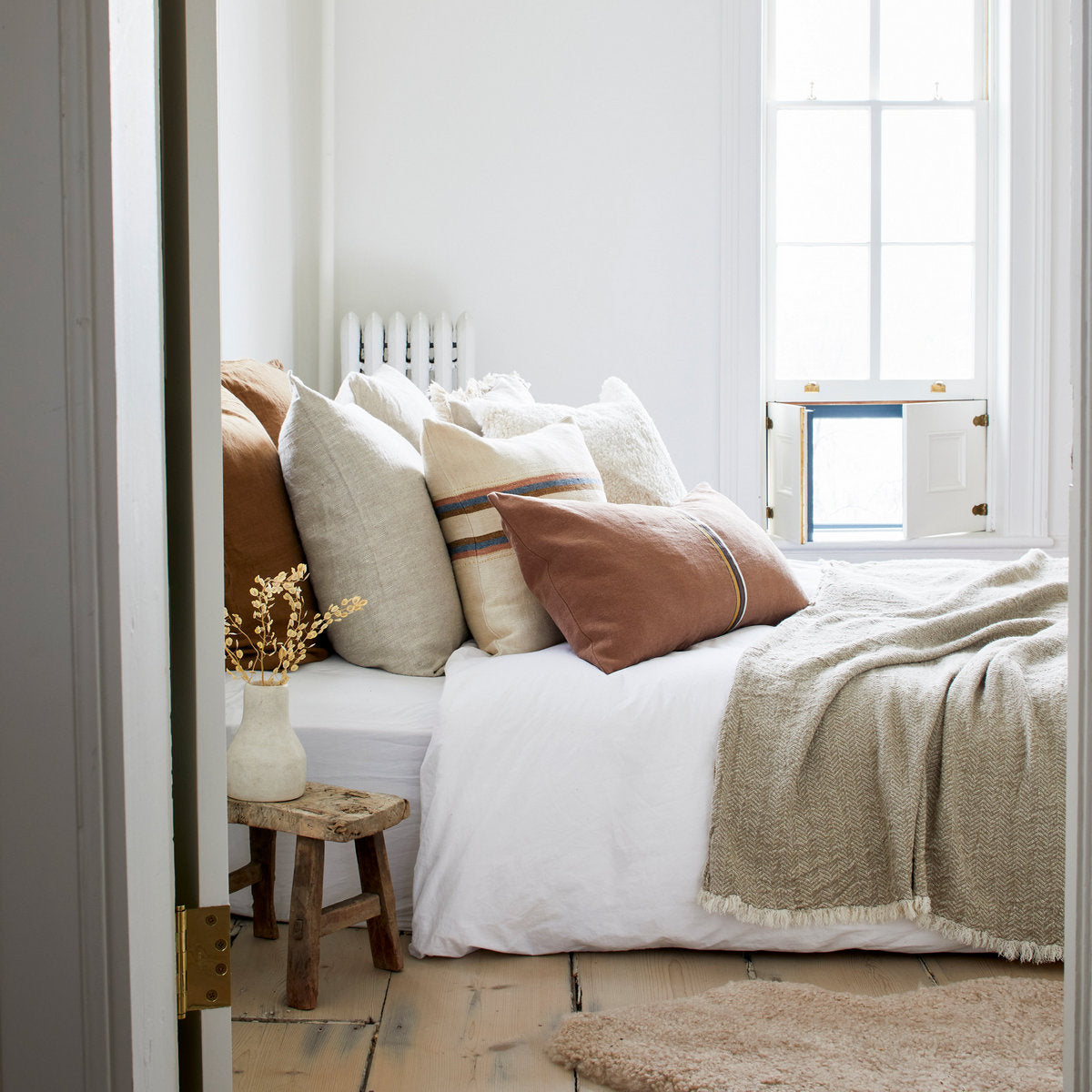 Washed Linen Pillow, 24 x 24