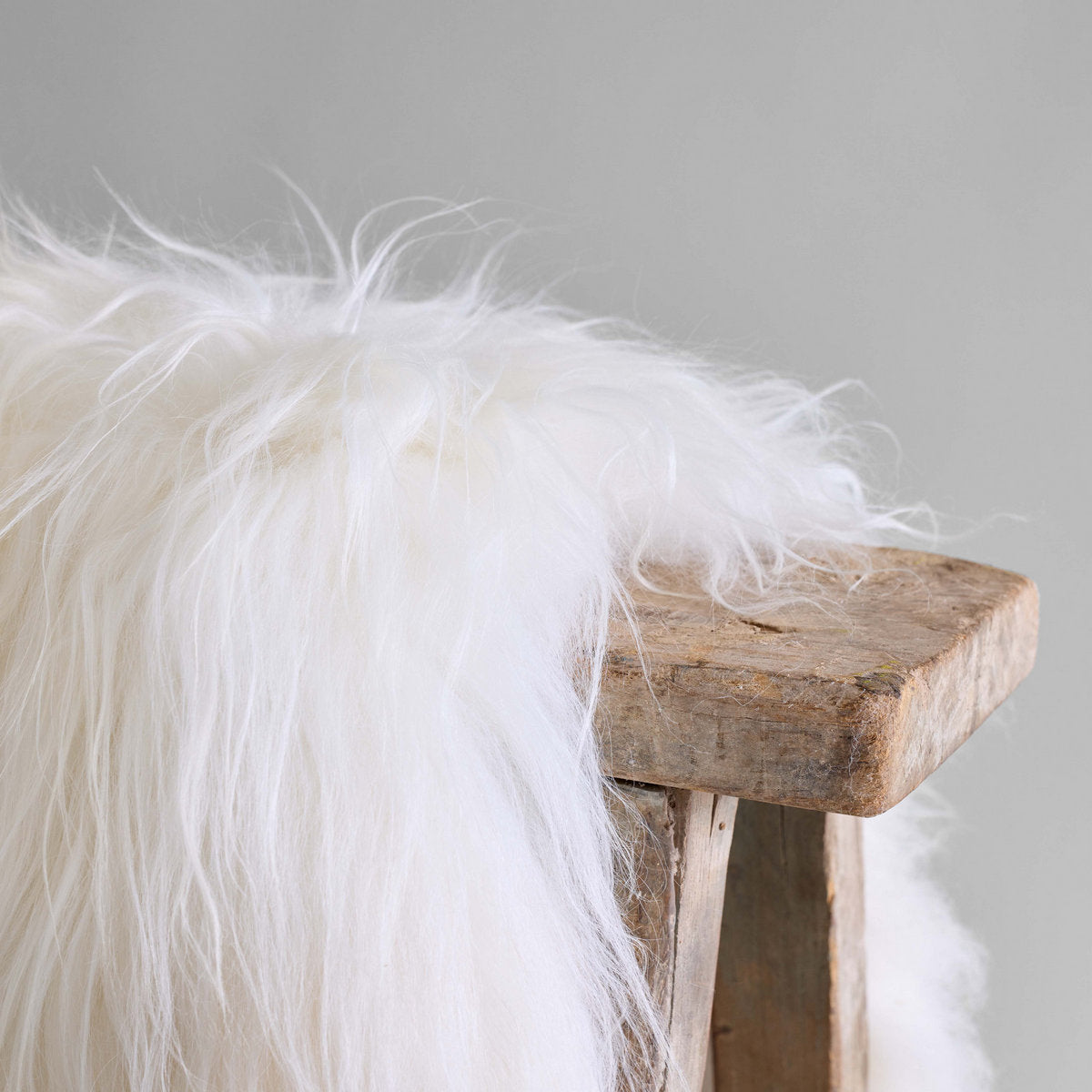 Icelandic Longwool Sheepskin Pelt, White